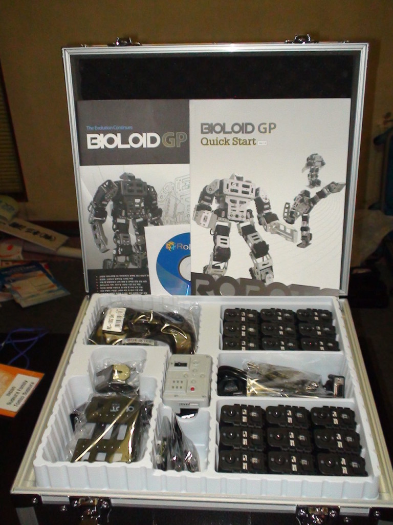 Bioloid GP – Unclebob Hong Kong Robot